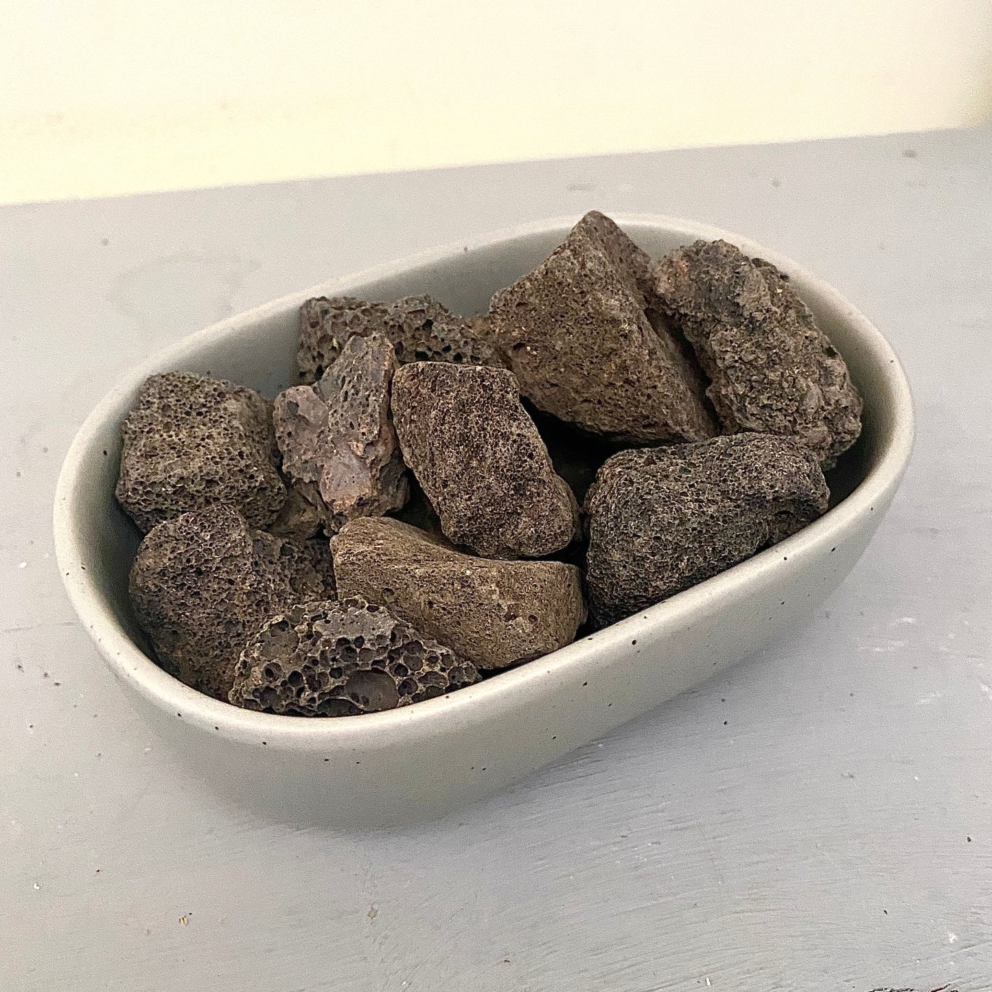 Volcanic Rock Botanical Essential Oil Diffuser - Ceramic | Le Botanist